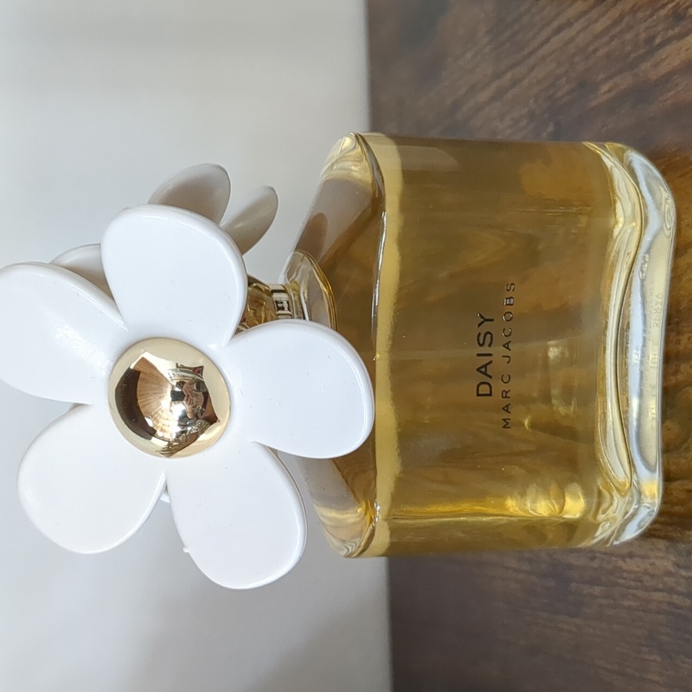 Daisy Perfume - Gem